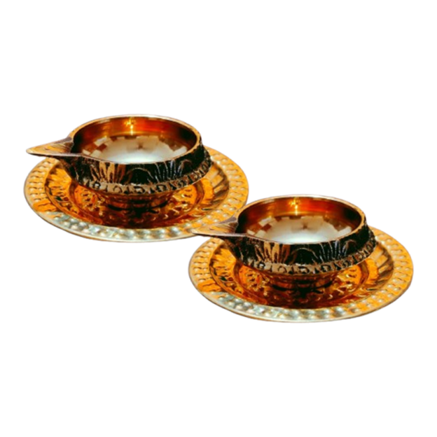 Kubera Vilak with plate [Medium] 2 set Brass - Vibi's Little World